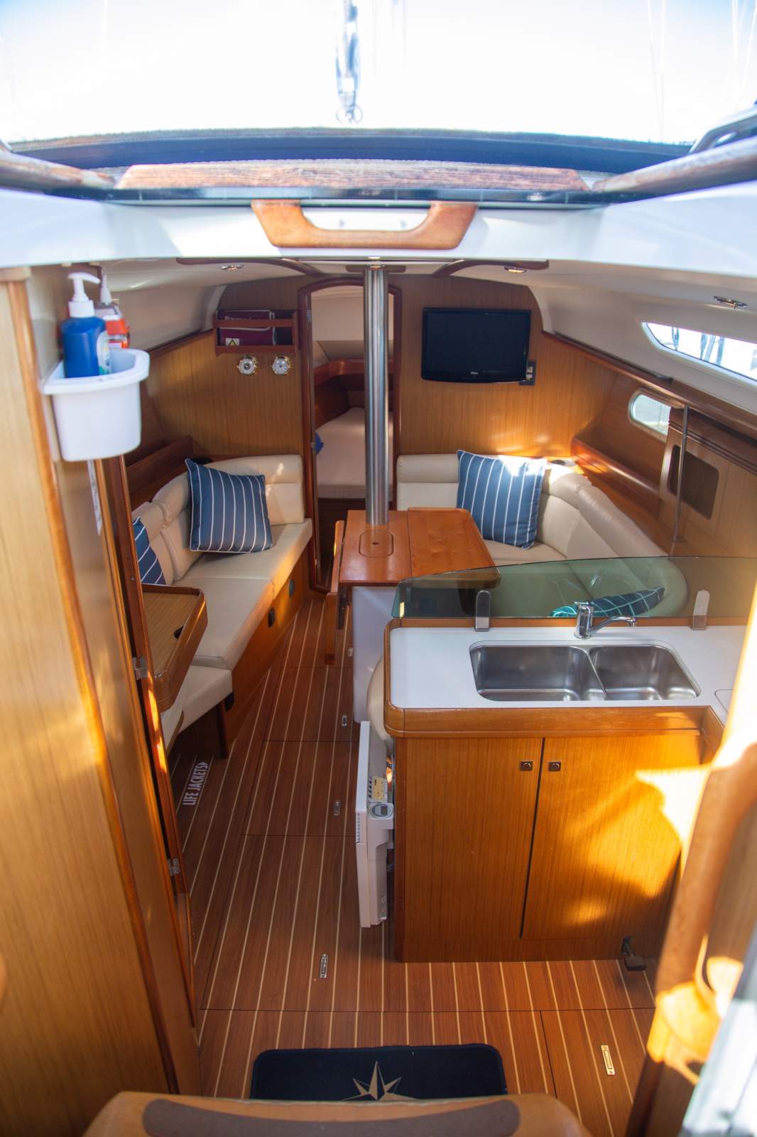 Used Jeanneau Sun Odyssey 36i Excellent Condition With Many Major ...