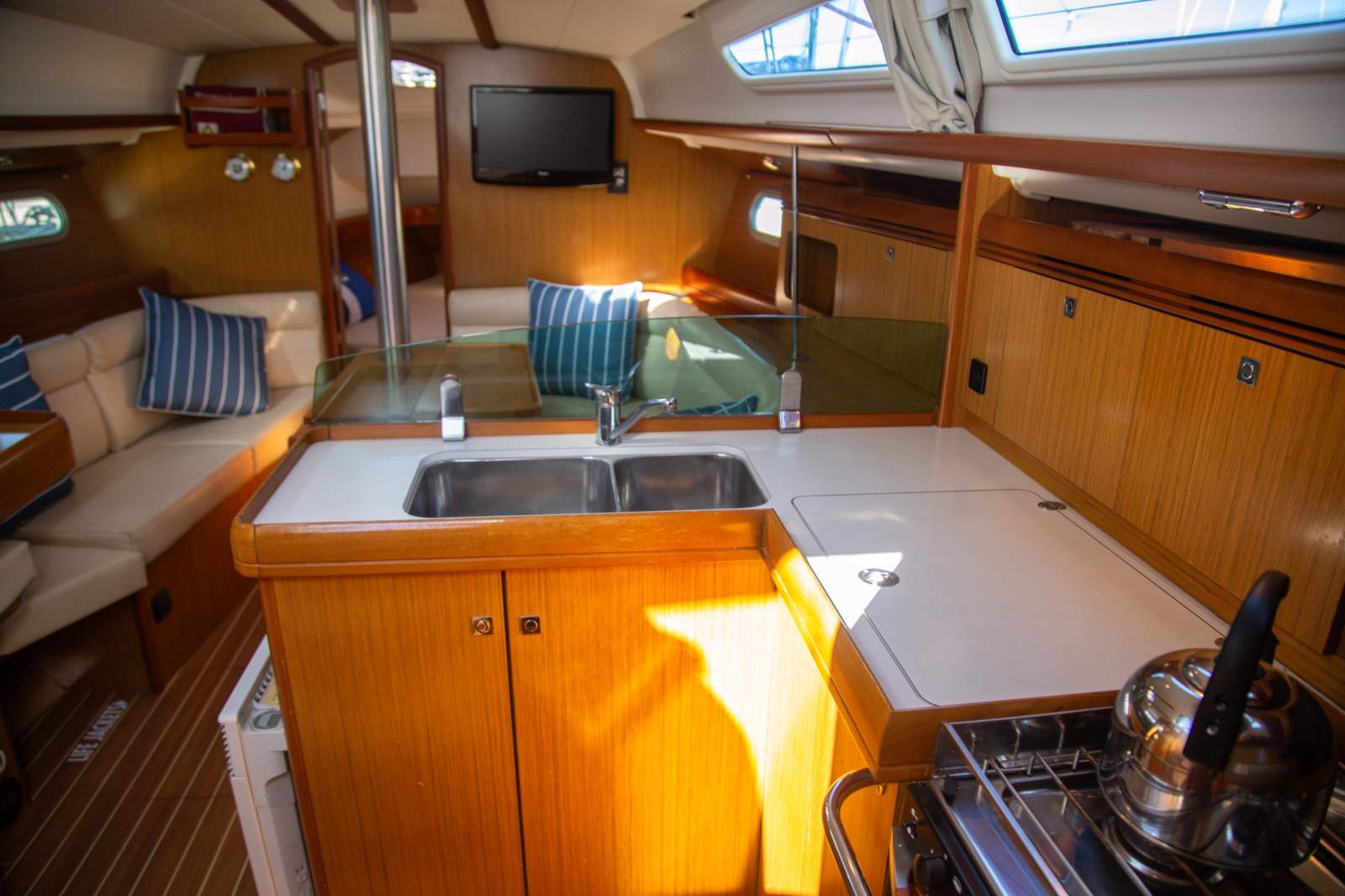 Used Jeanneau Sun Odyssey 36i Excellent Condition With Many Major ...