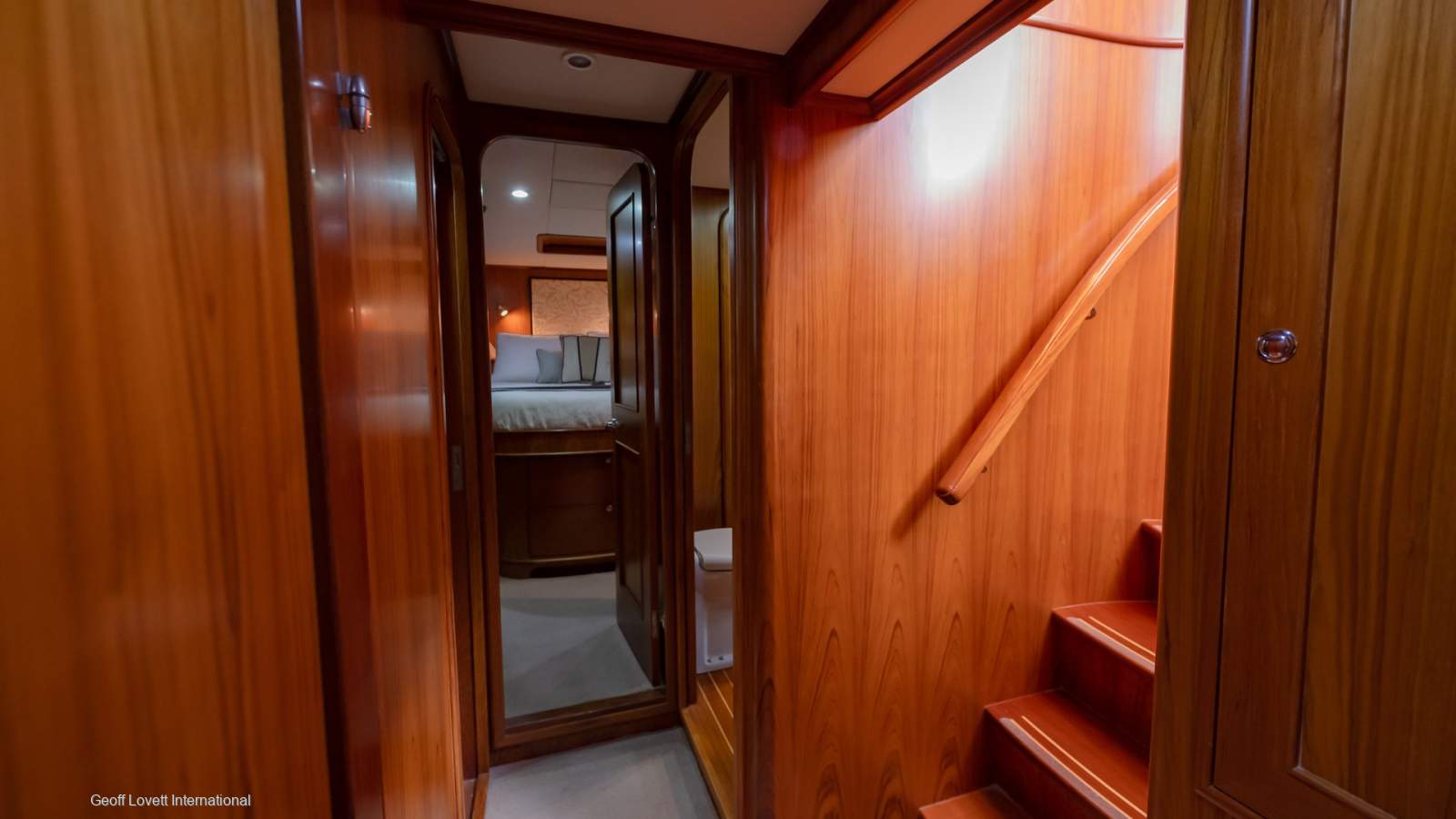 Used Outer Reef 63 Yacht Fisher Motor Yacht Trawler 63' Long Range ...