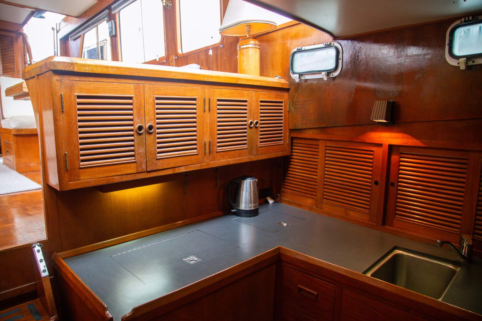 Used Ocean Alexander 44 Ocean Significantly Upgraded, Ready To Enjoy ...