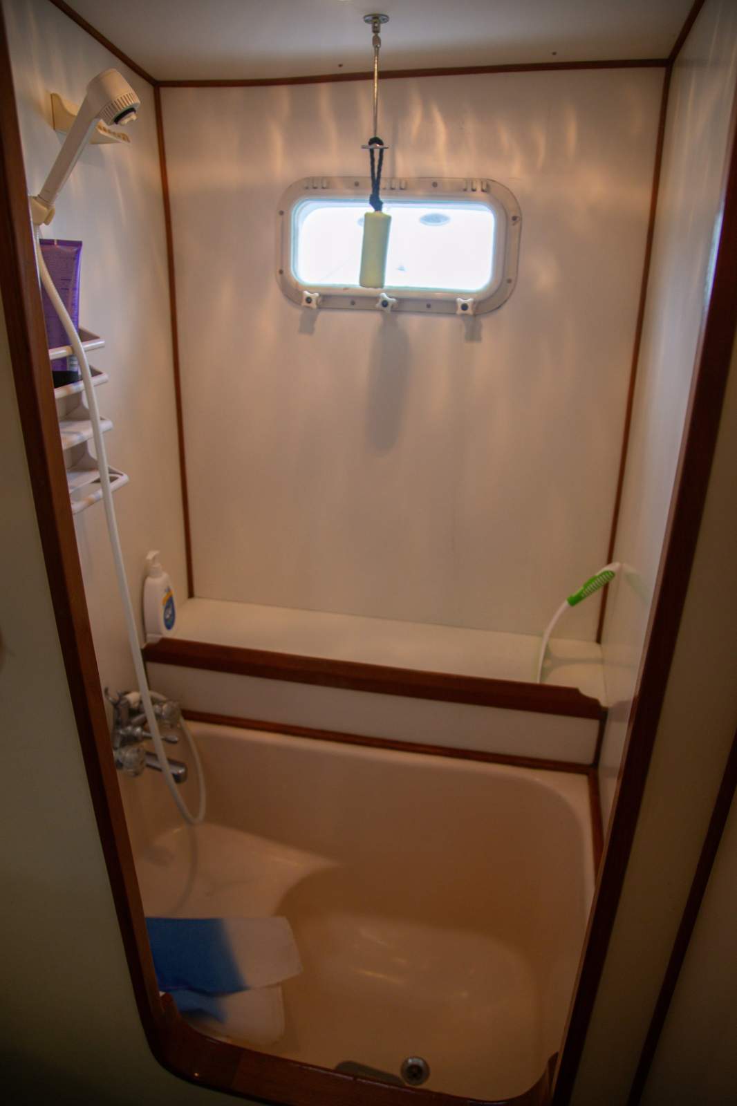 Ocean Alexander 44 Ocean SIGNIFICANTLY UPGRADED, READY TO ENJOY! For ...