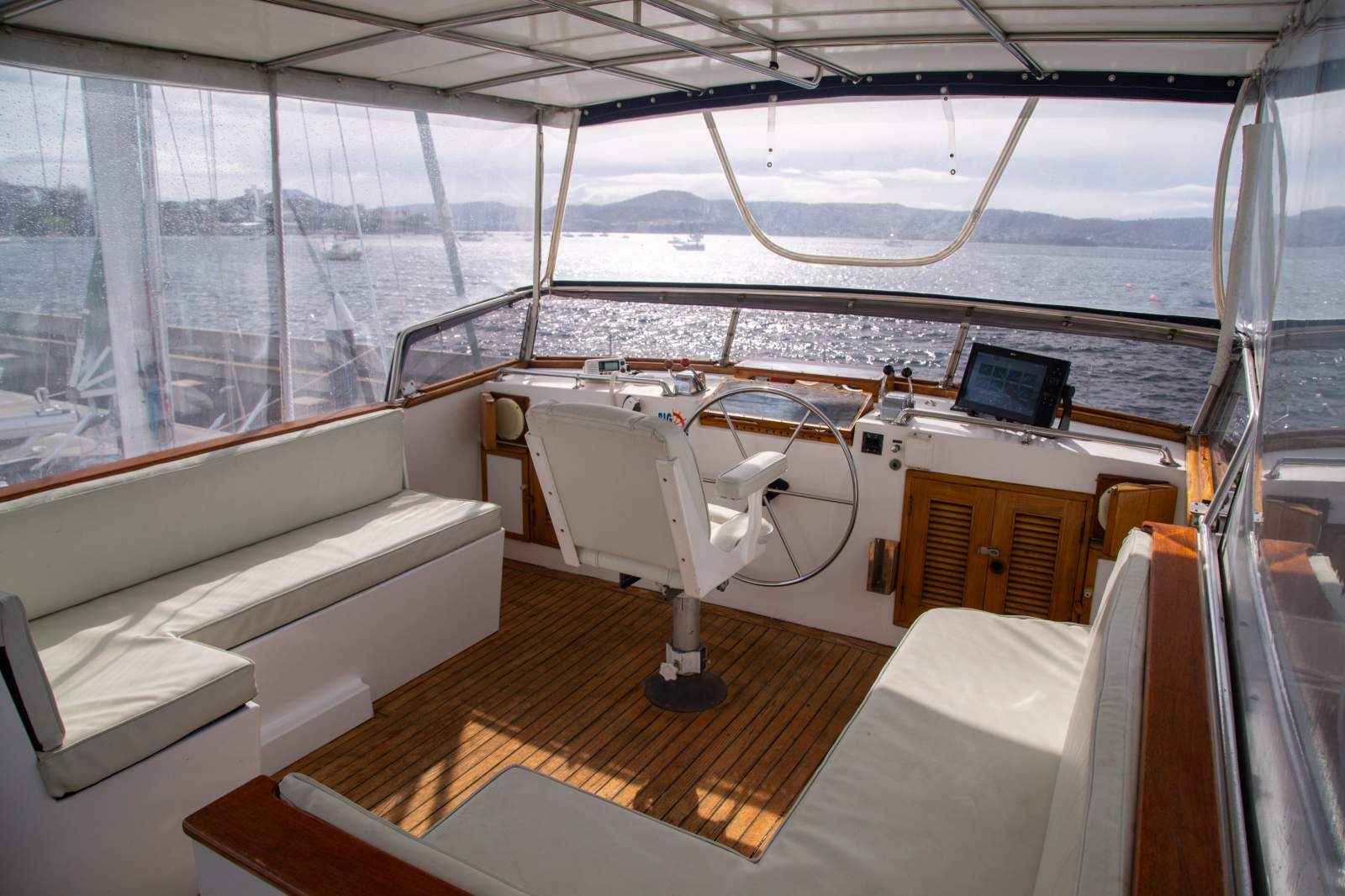Used Ocean Alexander 44 Ocean Significantly Upgraded, Ready To Enjoy ...