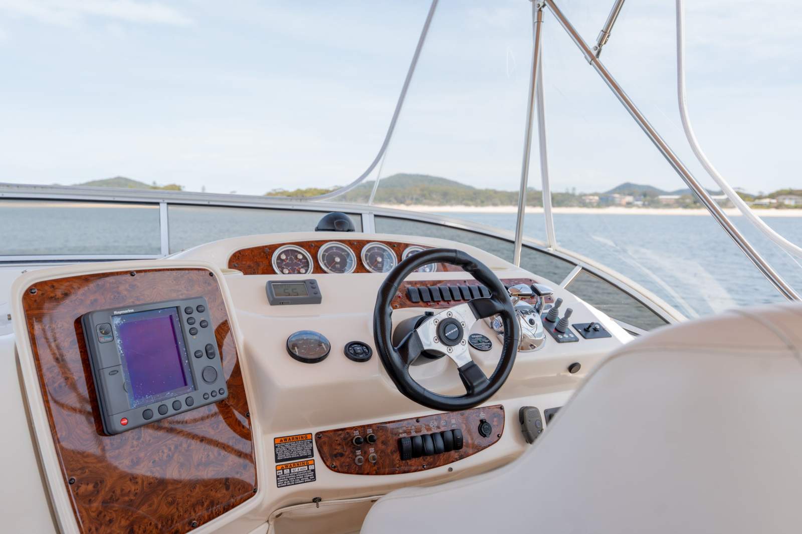 Used Meridian 341 for Sale | Boats For Sale | Yachthub