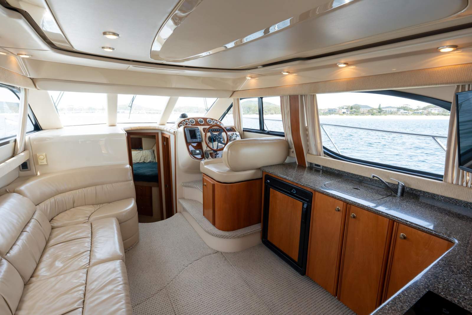 Used Meridian 341 for Sale | Boats For Sale | Yachthub