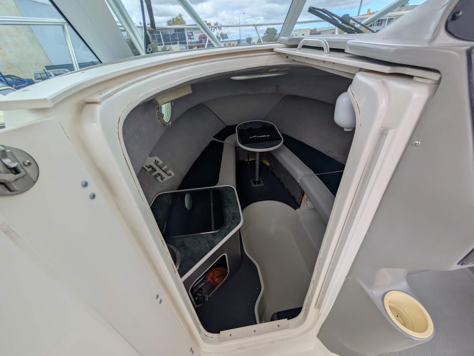 Used Trophy 2502 Walkaround Pro for Sale | Boats For Sale | Yachthub