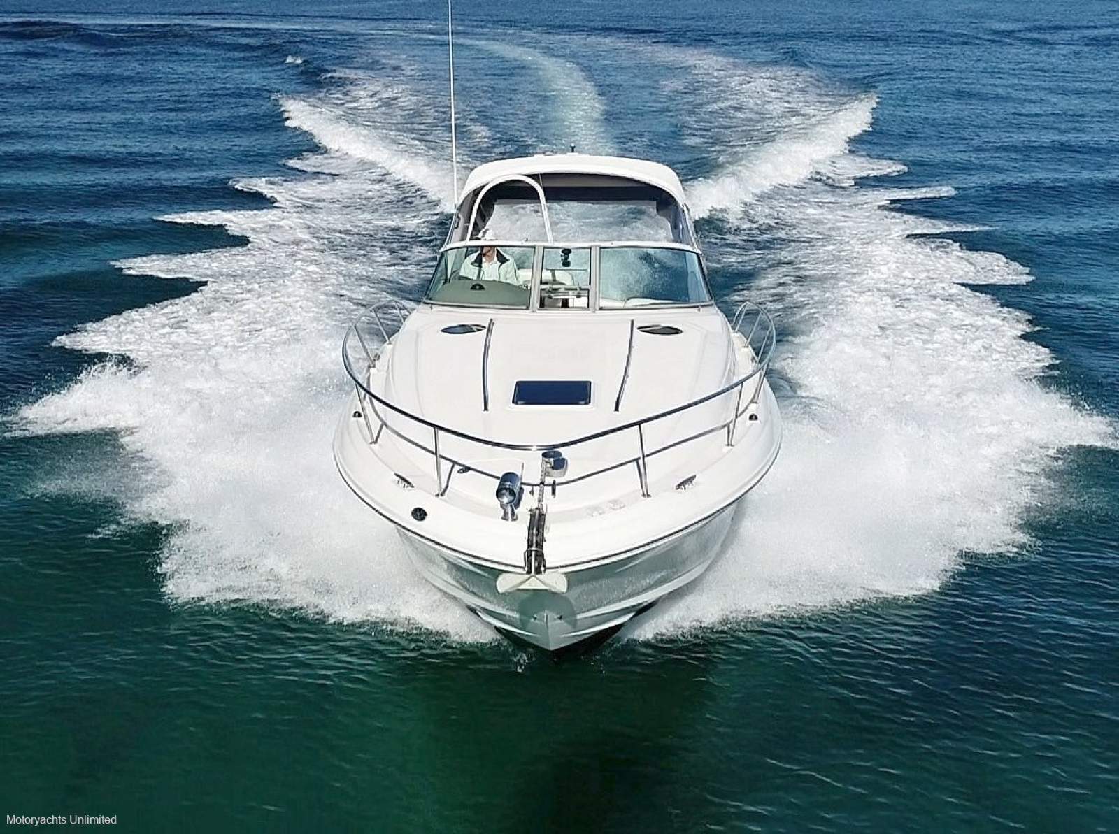 Used Sea Ray 355 Sundancer Good Service History And Well Presented for ...