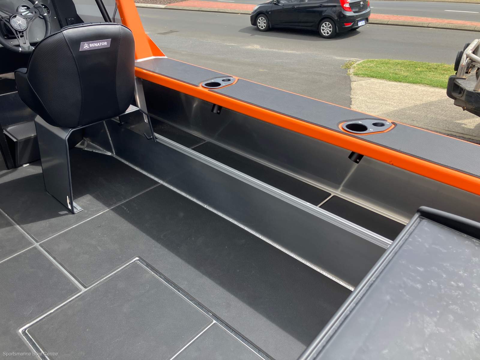 New Senator 550HT – Sportsmarine Boat Centre Bunbury