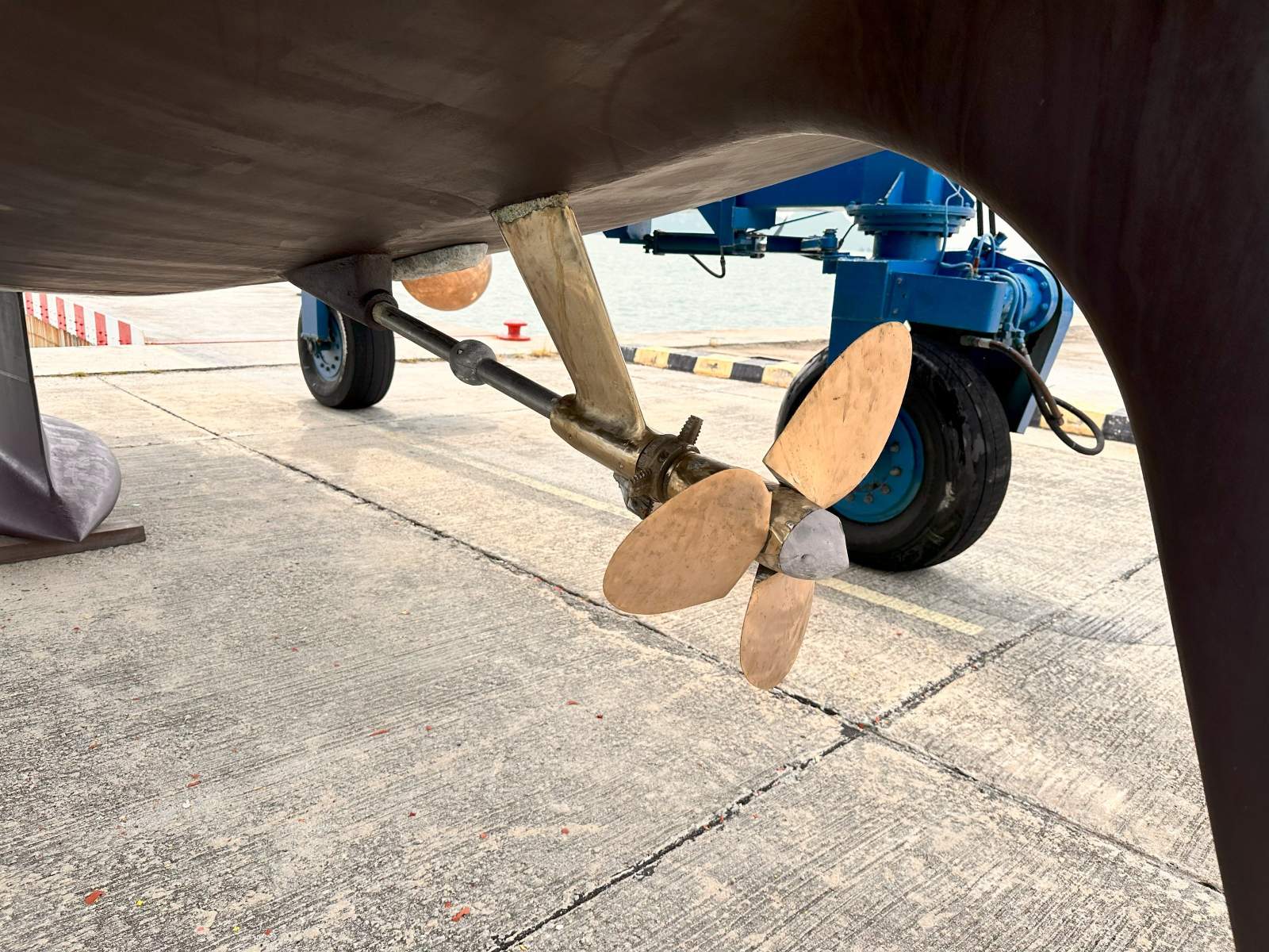 Used Oyster 47 for Sale | Yachts For Sale | Yachthub