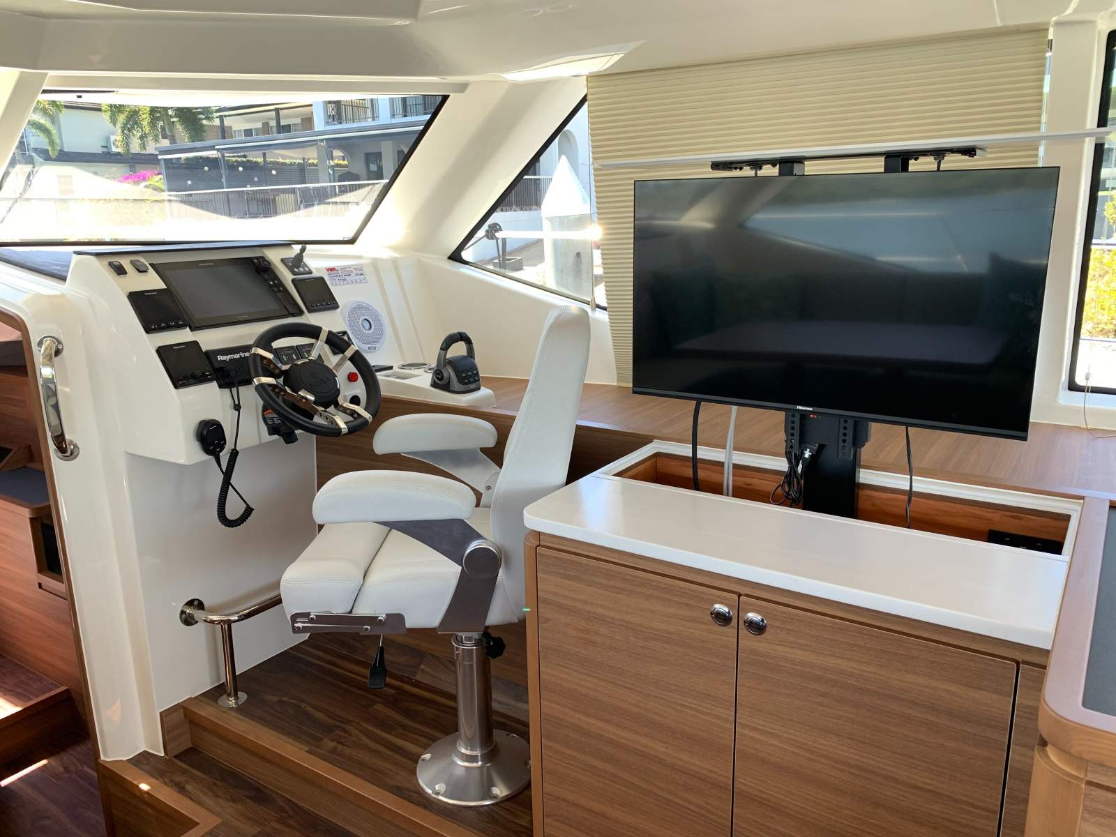 Aquila 44 For Sale | Spectrum Marine