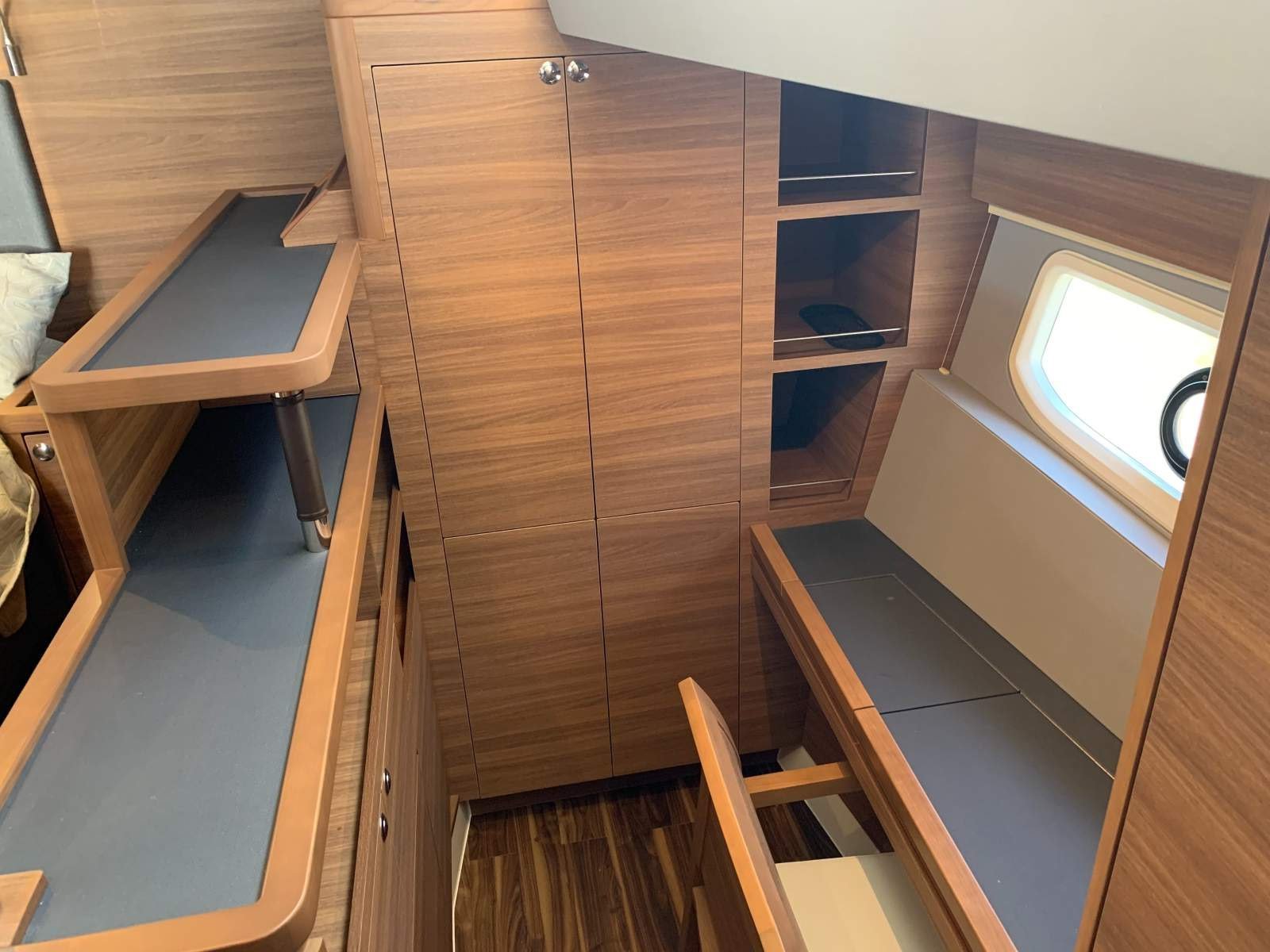 Aquila 44 For Sale | Spectrum Marine