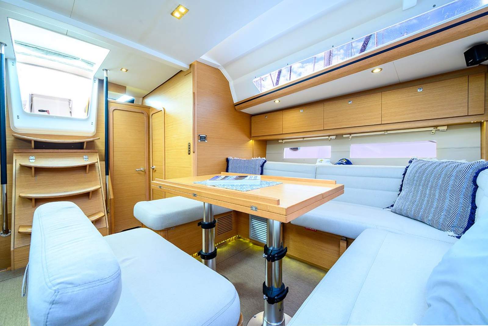 Used Dufour Grand Large 560 for Sale | Yachts For Sale | Yachthub