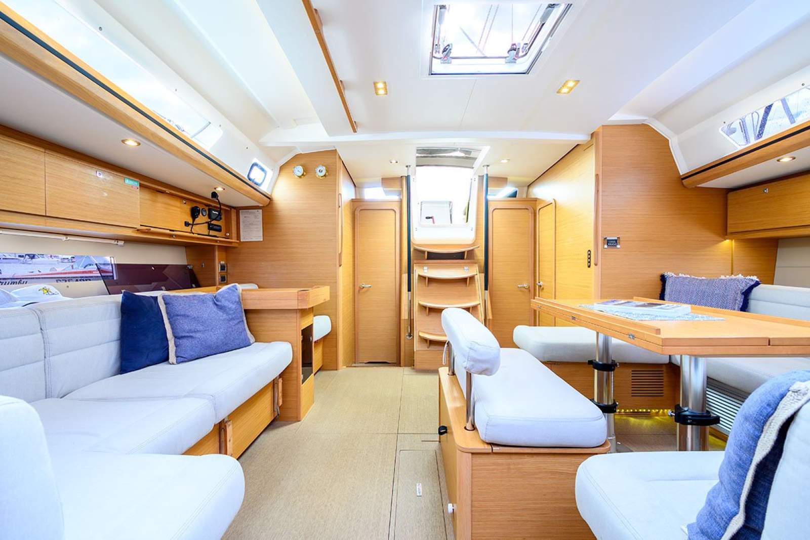 Used Dufour Grand Large 560 for Sale | Yachts For Sale | Yachthub