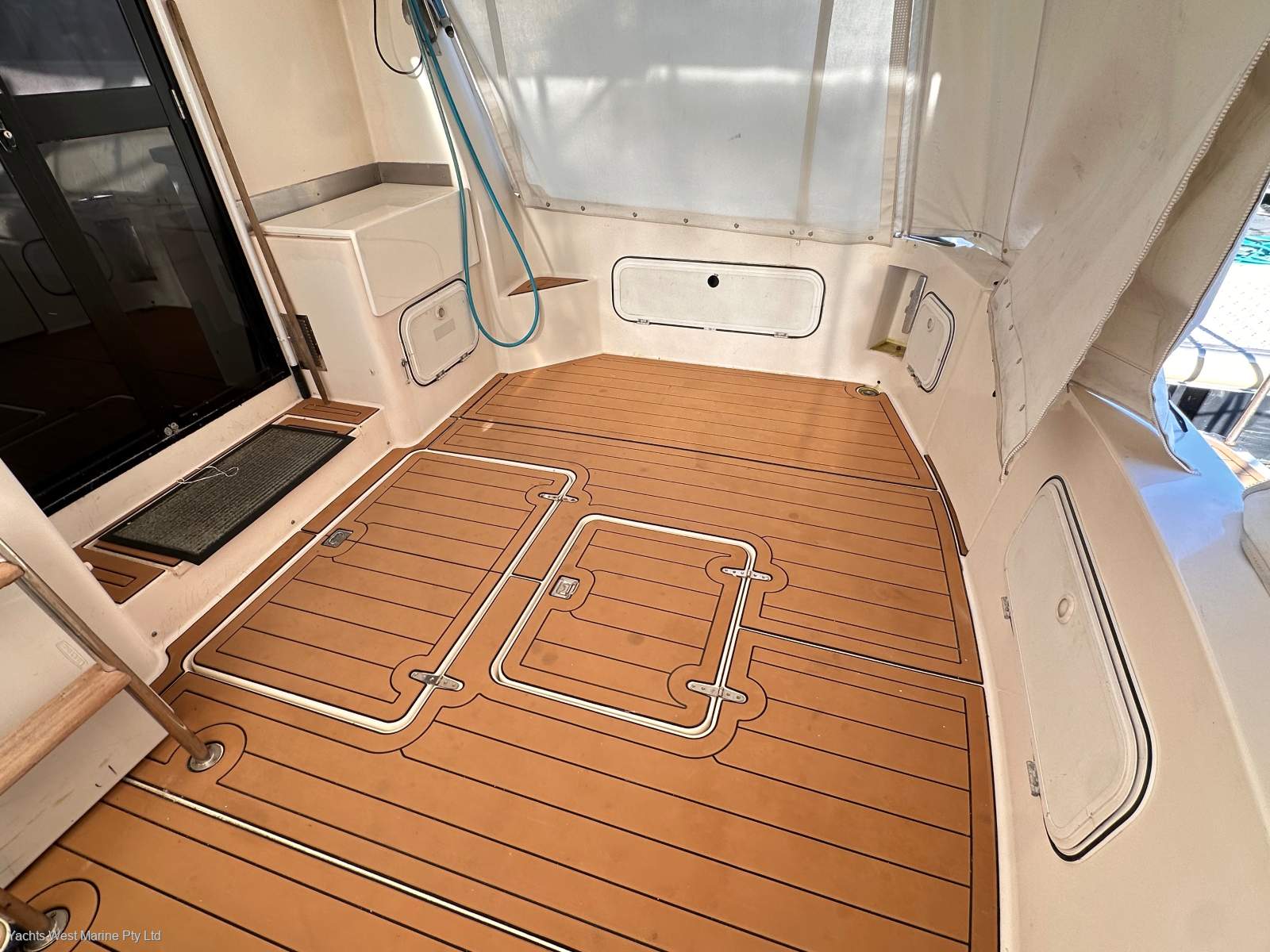 AM 38 Flybridge Cruiser " 2 x 2016 Iveco 450hp " For Sale | Yachts West ...
