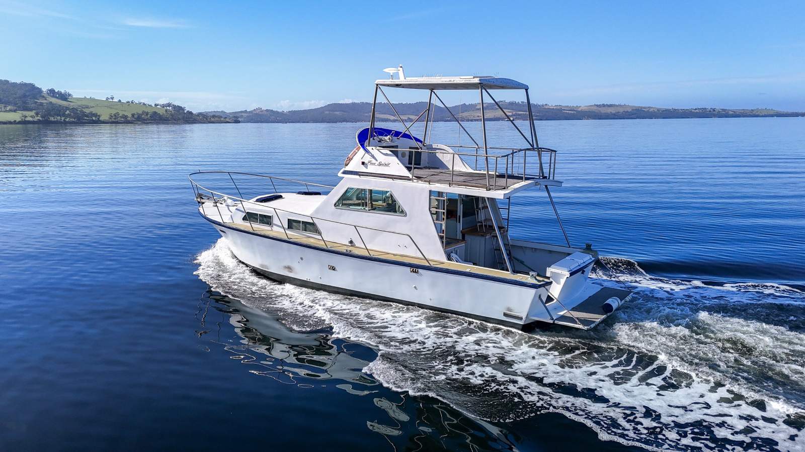 Used Roberts Waverunner 38 Ideal Liveaboard, Ready To Enjoy! for Sale ...