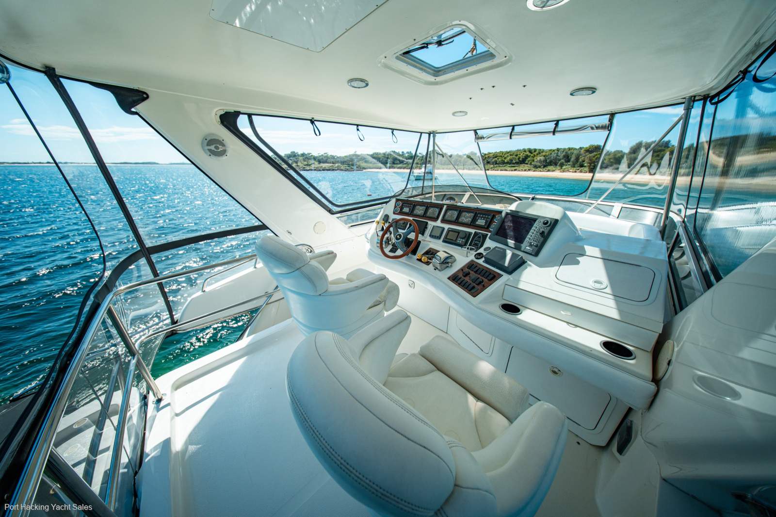 Used Sea Ray 480 Sedan Bridge for Sale | Boats For Sale | Yachthub