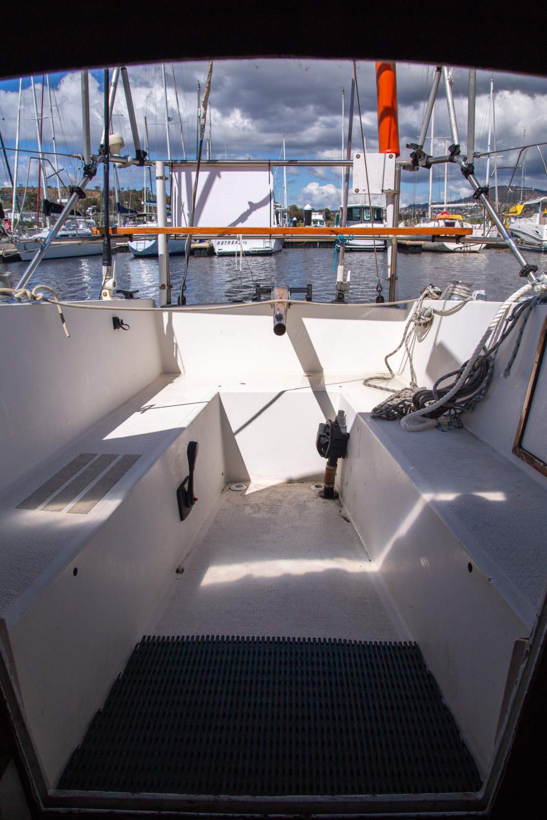 Doven 30 CAPABLE AND COMFORTABLE CRUISER/RACER For Sale | Derwent Boat ...