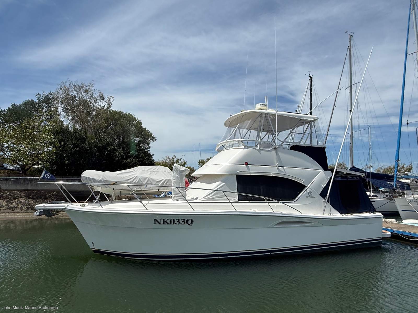 Riviera 3350 Flybridge For Sale | John Muntz Marine Brokerage