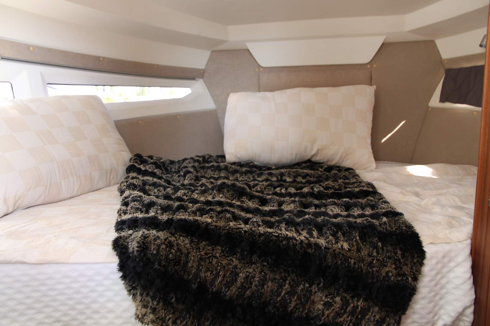 Used Parker 920 Explorer Max for Sale | Boats For Sale | Yachthub