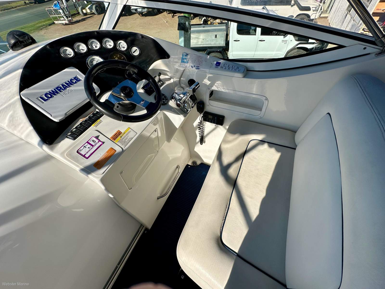 Mustang 3000 Sportscruiser For Sale | Webster Marine