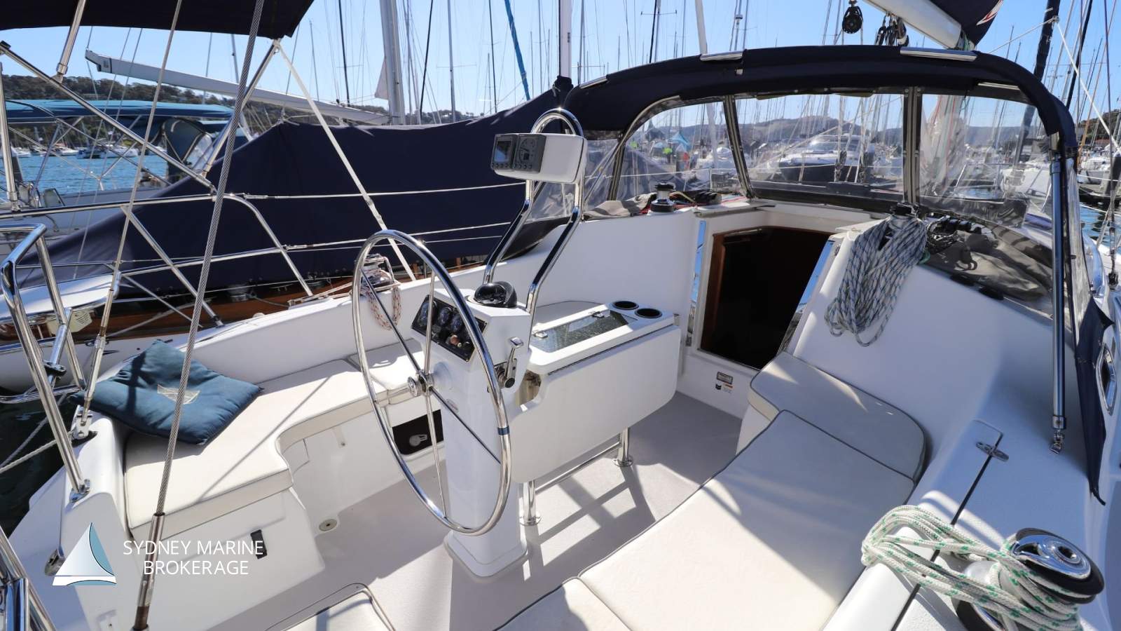 Used Catalina 350 Mk Ii for Sale | Yachts For Sale | Yachthub