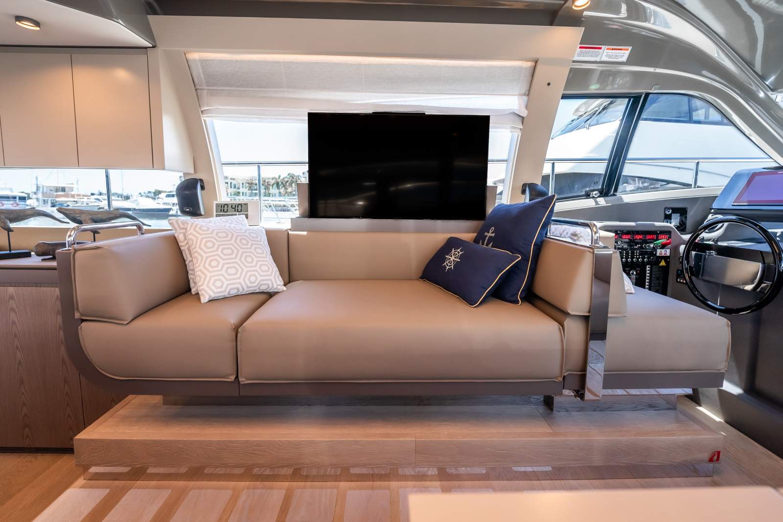 Used Ferretti 550 for Sale | Boats For Sale | Yachthub