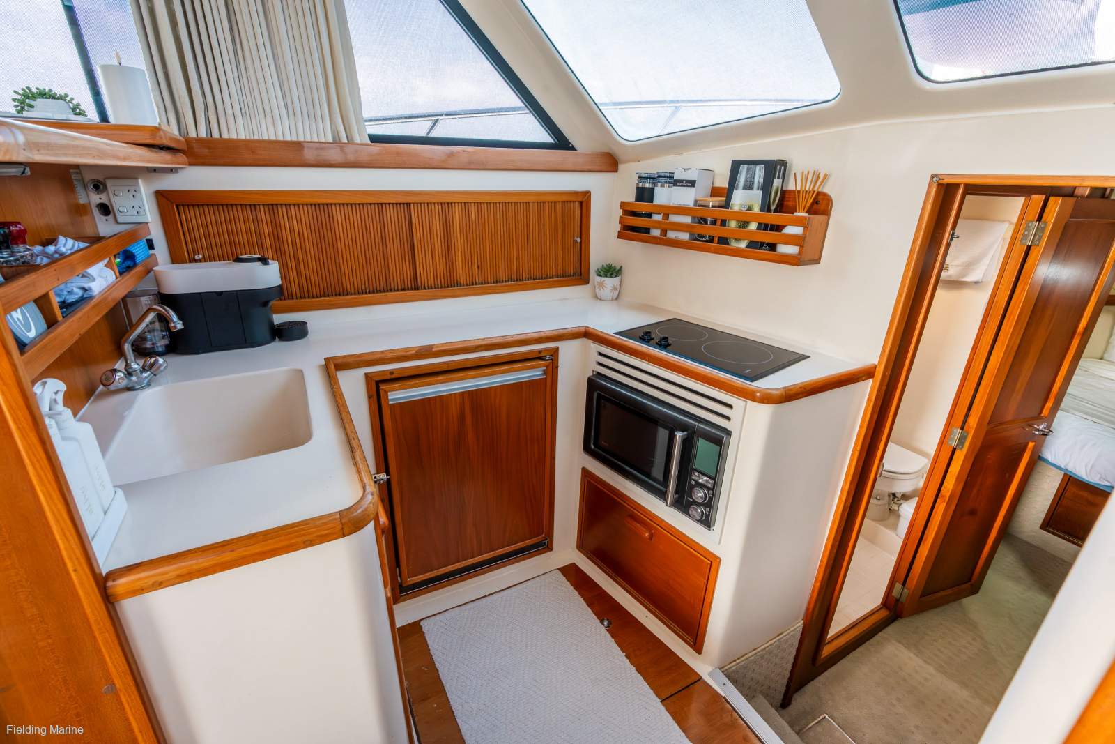 Used Riviera 36 Flybridge (twin Cabin) for Sale | Boats For Sale | Yachthub