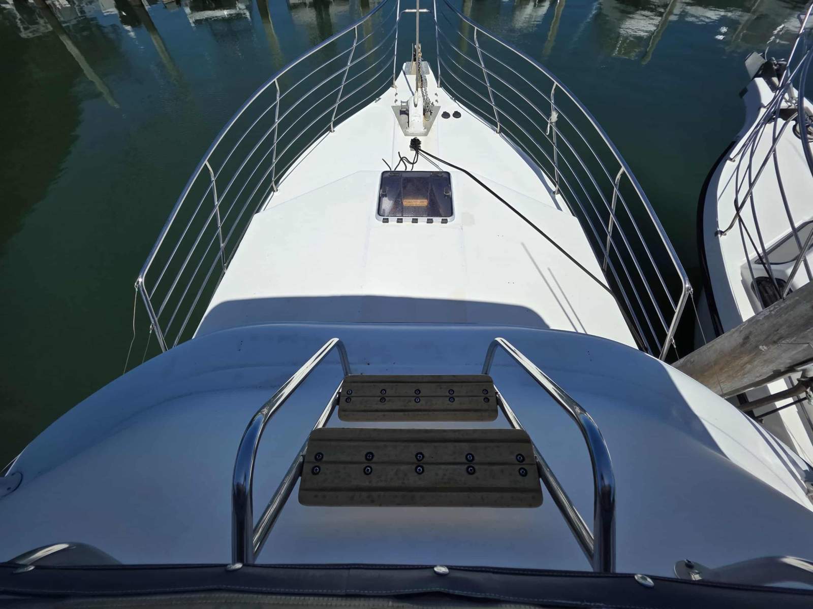 Used Resort 35 Cruiser for Sale | Boats For Sale | Yachthub