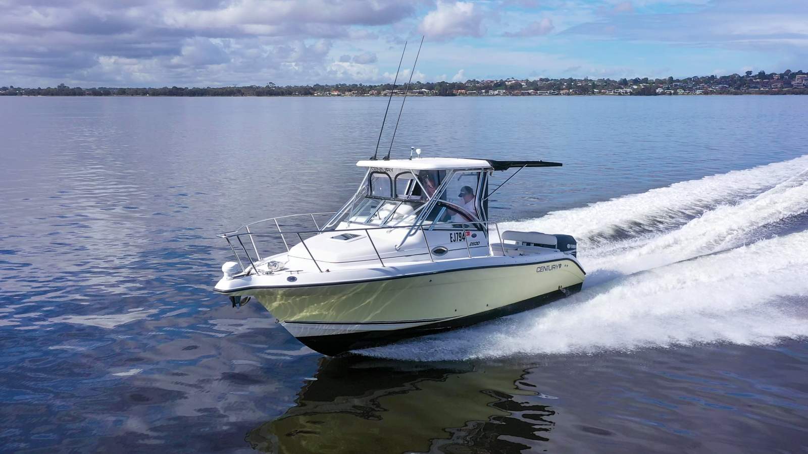 Used Century 2600 Walkaround for Sale | Boats For Sale | Yachthub