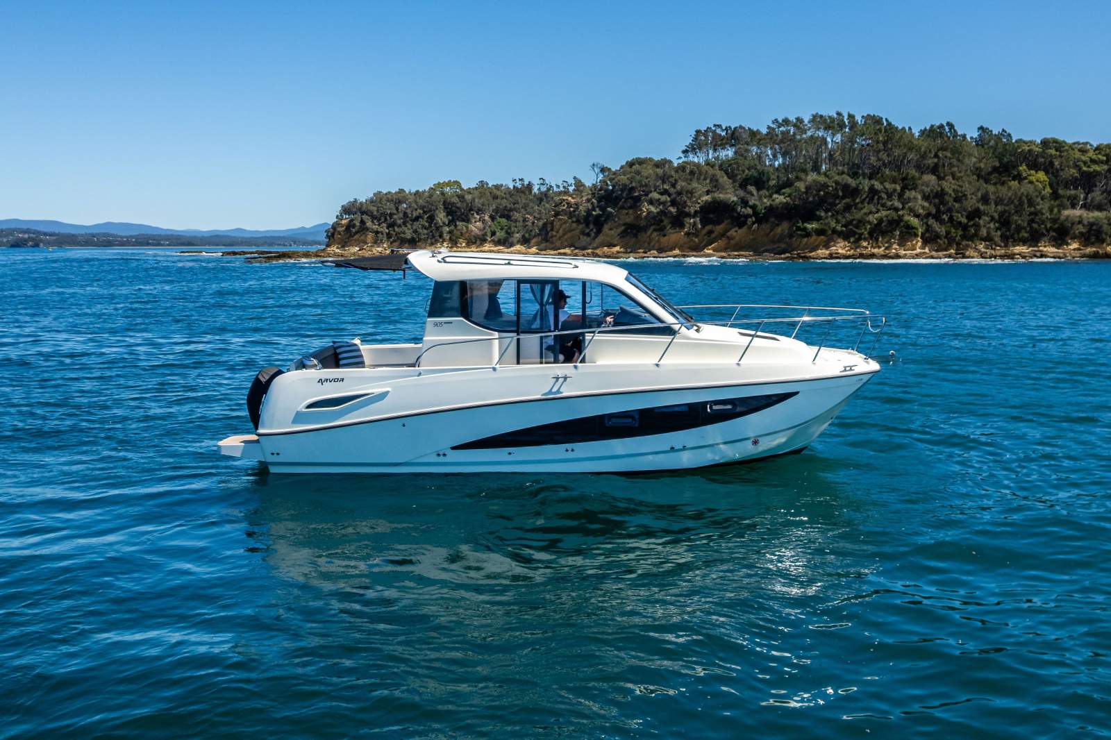 Used Arvor 905 Weekender for Sale | Boats For Sale | Yachthub