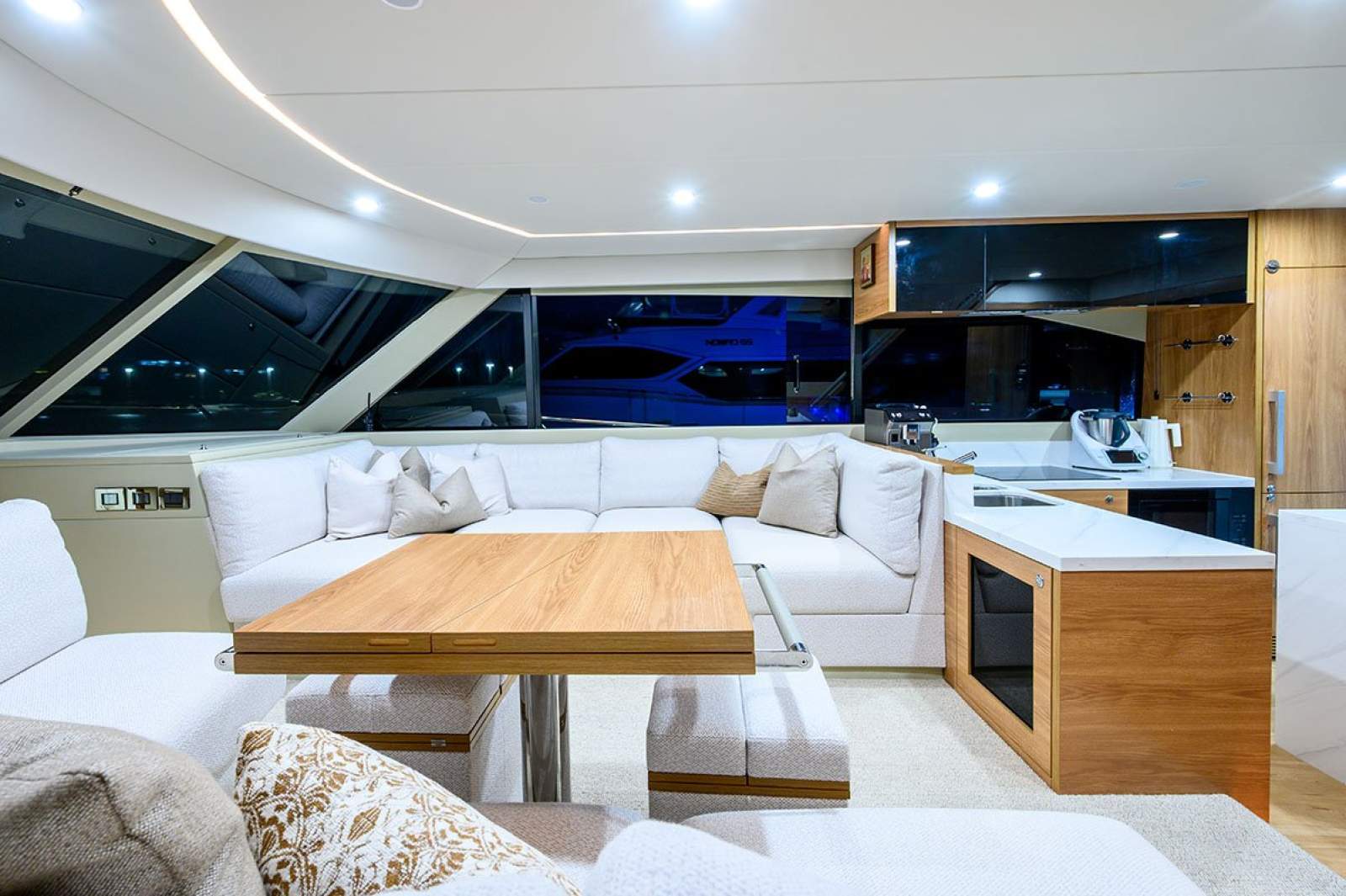 Used Maritimo M60 Cruising Motoryacht 2025 Black Edition for Sale ...