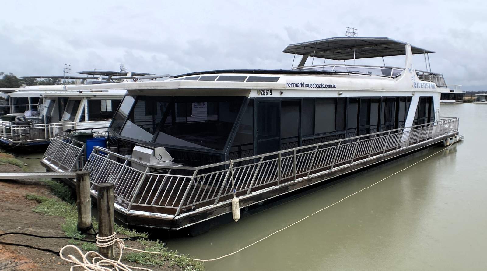 Used "riverstar" 5 Bedroom Current Hire/drive Houseboat for Sale ...