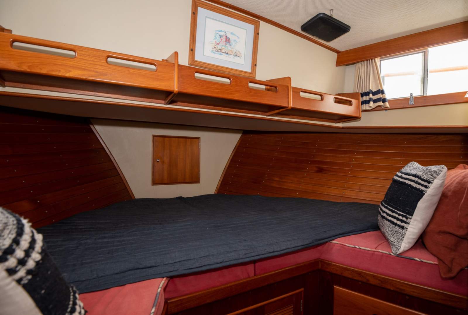 Used Grand Banks 46 Classic Luxury Cruiser/liveaboard for Sale | Boats ...
