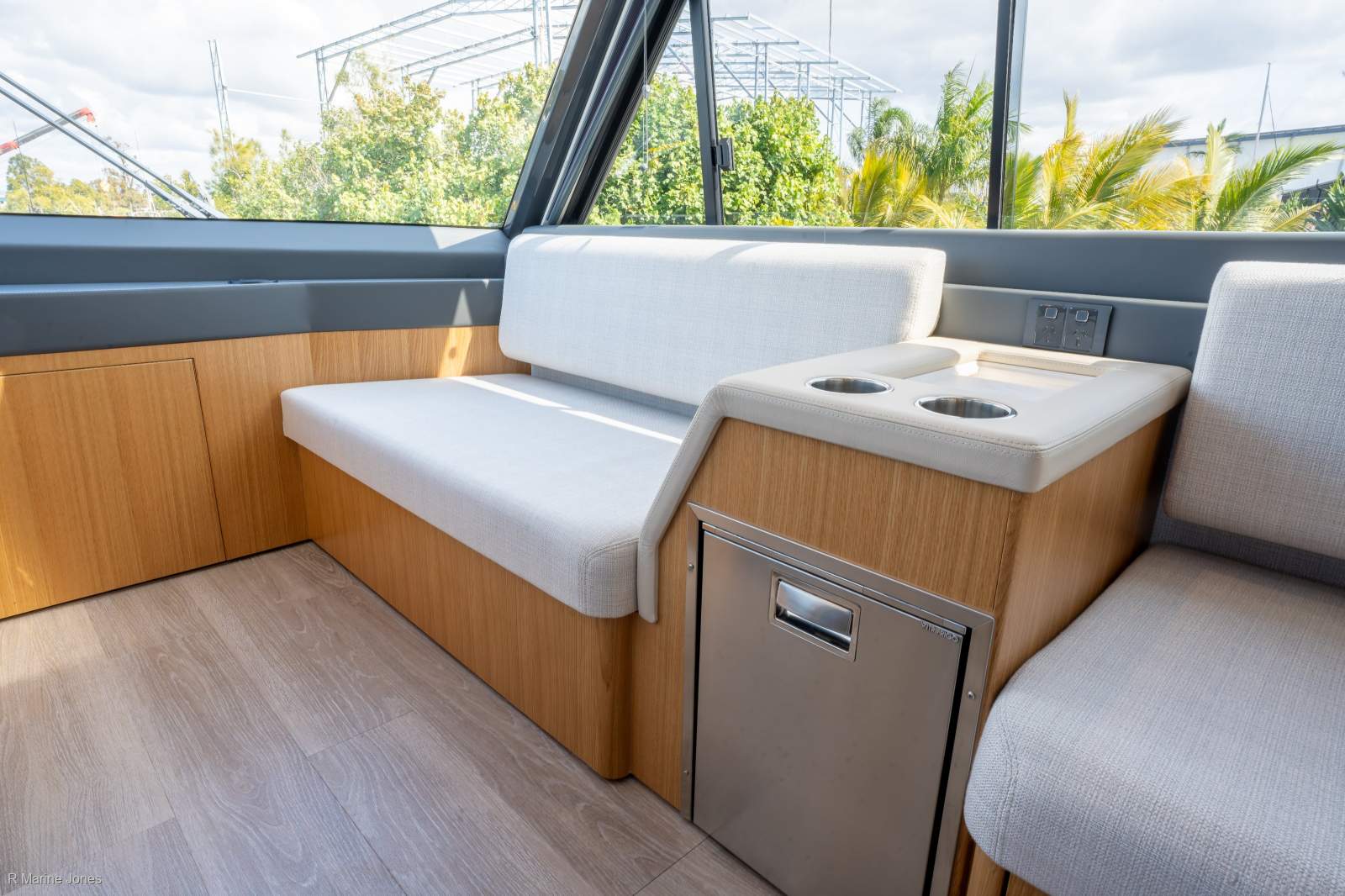 Used Riviera 58 Sports Motor Yacht for Sale | Boats For Sale | Yachthub