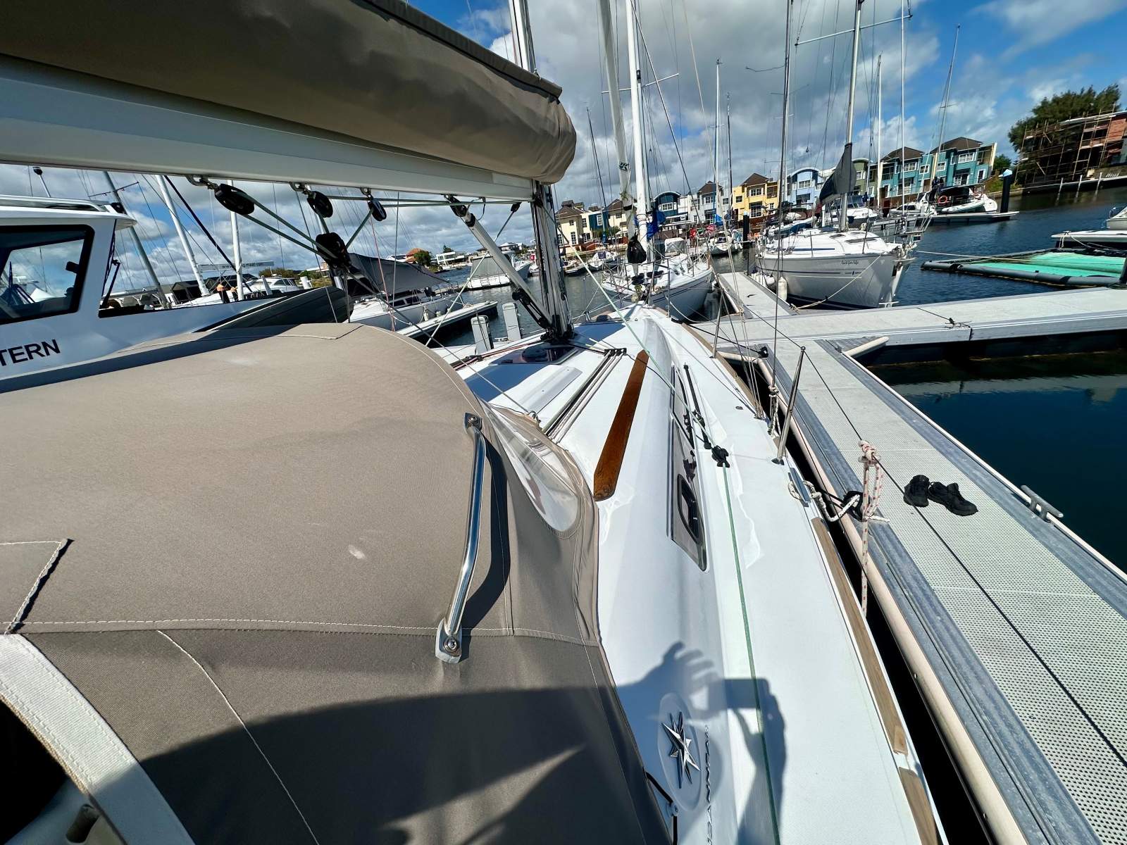 Used Jeanneau Sun Odyssey 33i 2013 Immaculate Condition for Sale ...