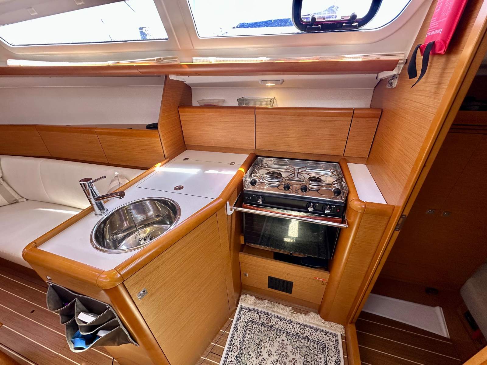 Used Jeanneau Sun Odyssey 33i 2013 Immaculate Condition for Sale ...