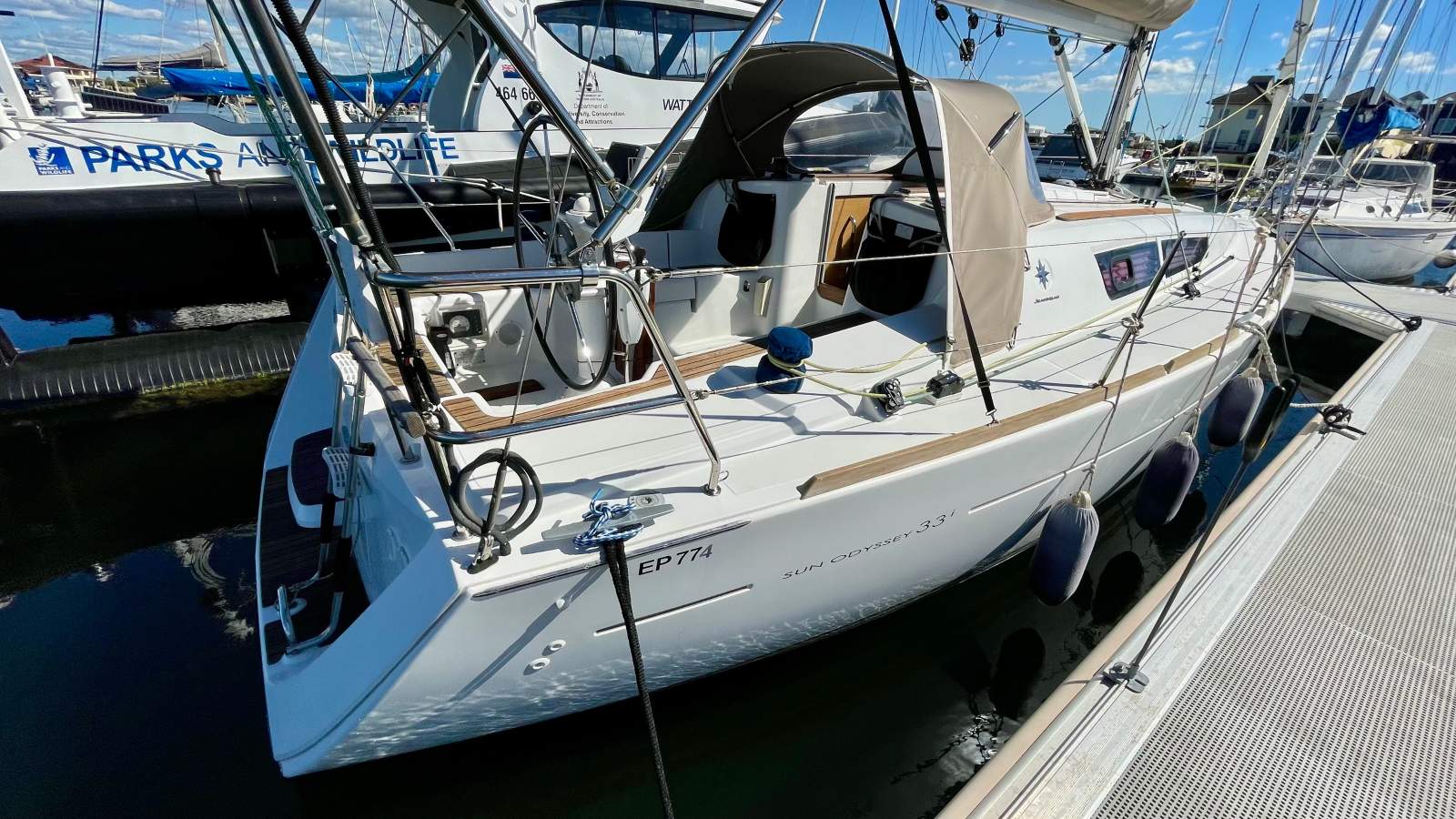 Used Jeanneau Sun Odyssey 33i 2013 Immaculate Condition for Sale ...