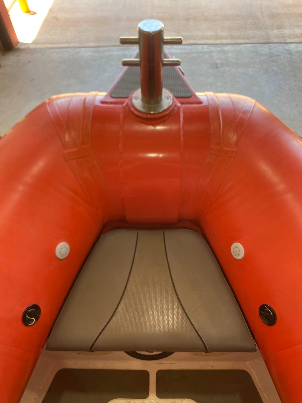 Sealegs 7.7 Amphibious Marine Craft For Sale | Oceaneer Marine