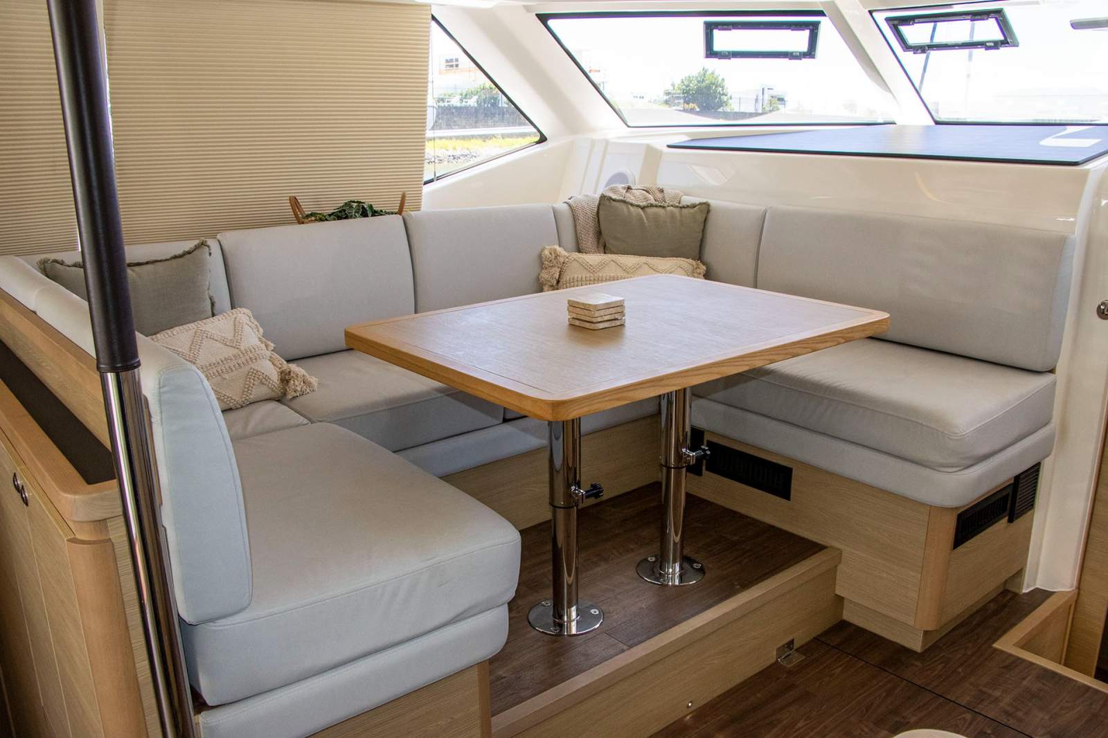 Aquila 44 For Sale | Spectrum Marine