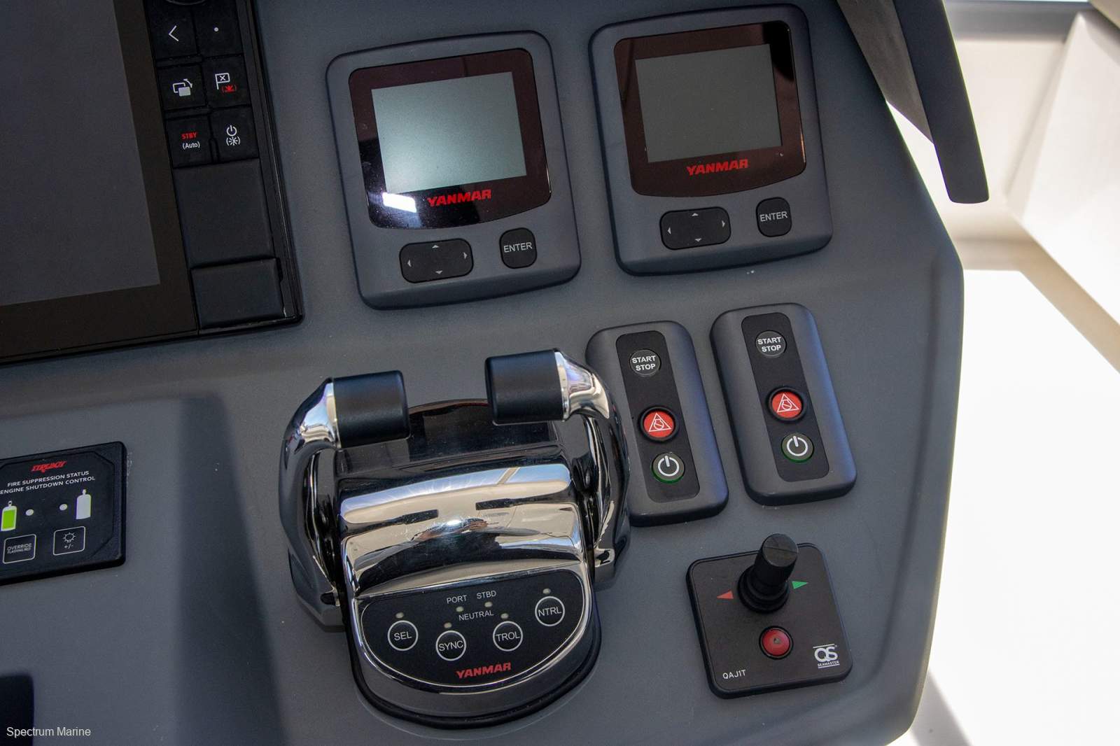 Aquila 44 For Sale | Spectrum Marine