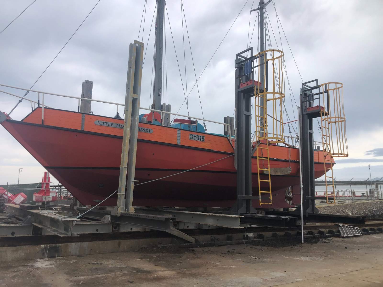 Used Spray Custom Build Based On Bruce Roberts Hull Design for Sale ...