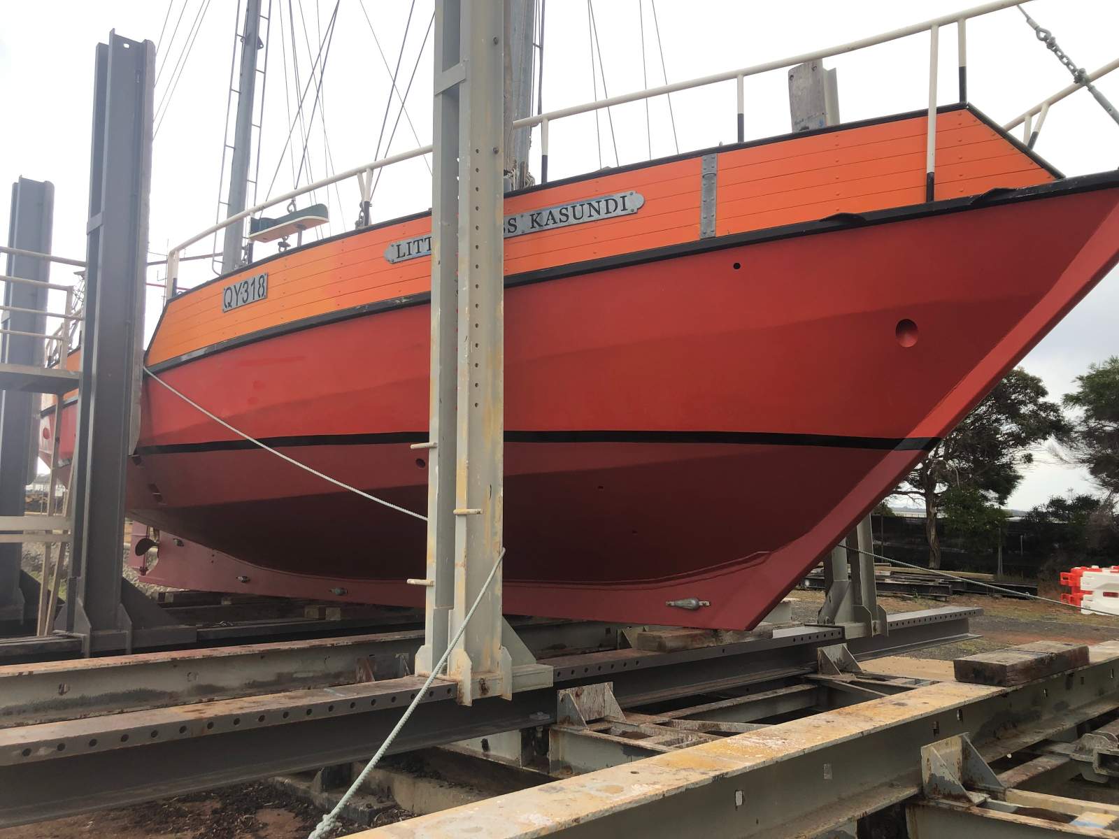 Used Spray Custom Build Based On Bruce Roberts Hull Design for Sale ...