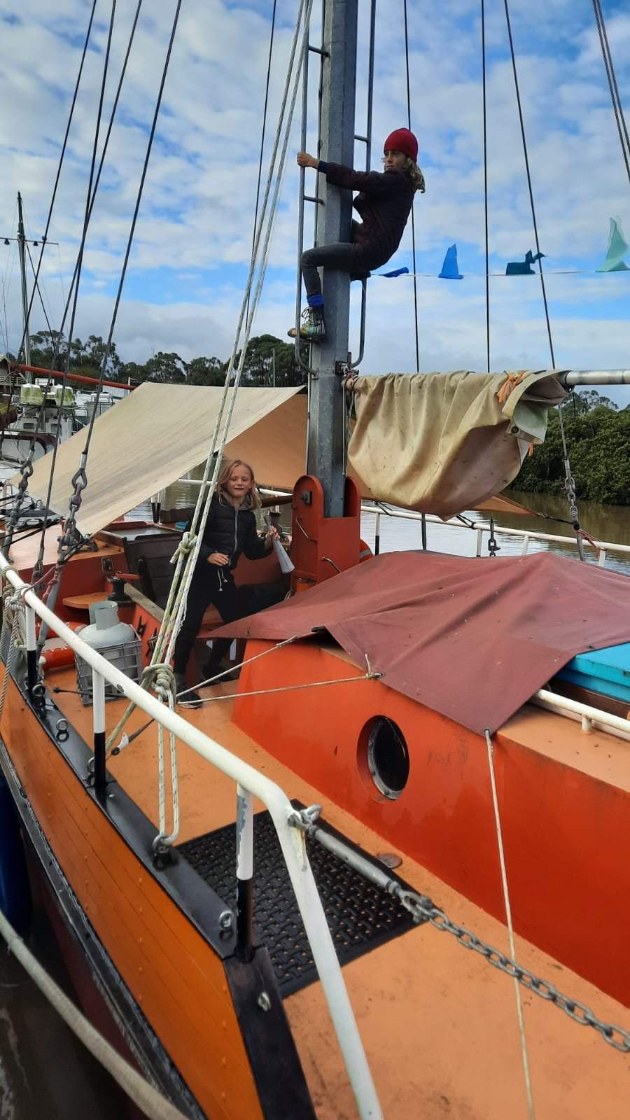 Used Spray Custom Build Based On Bruce Roberts Hull Design for Sale ...