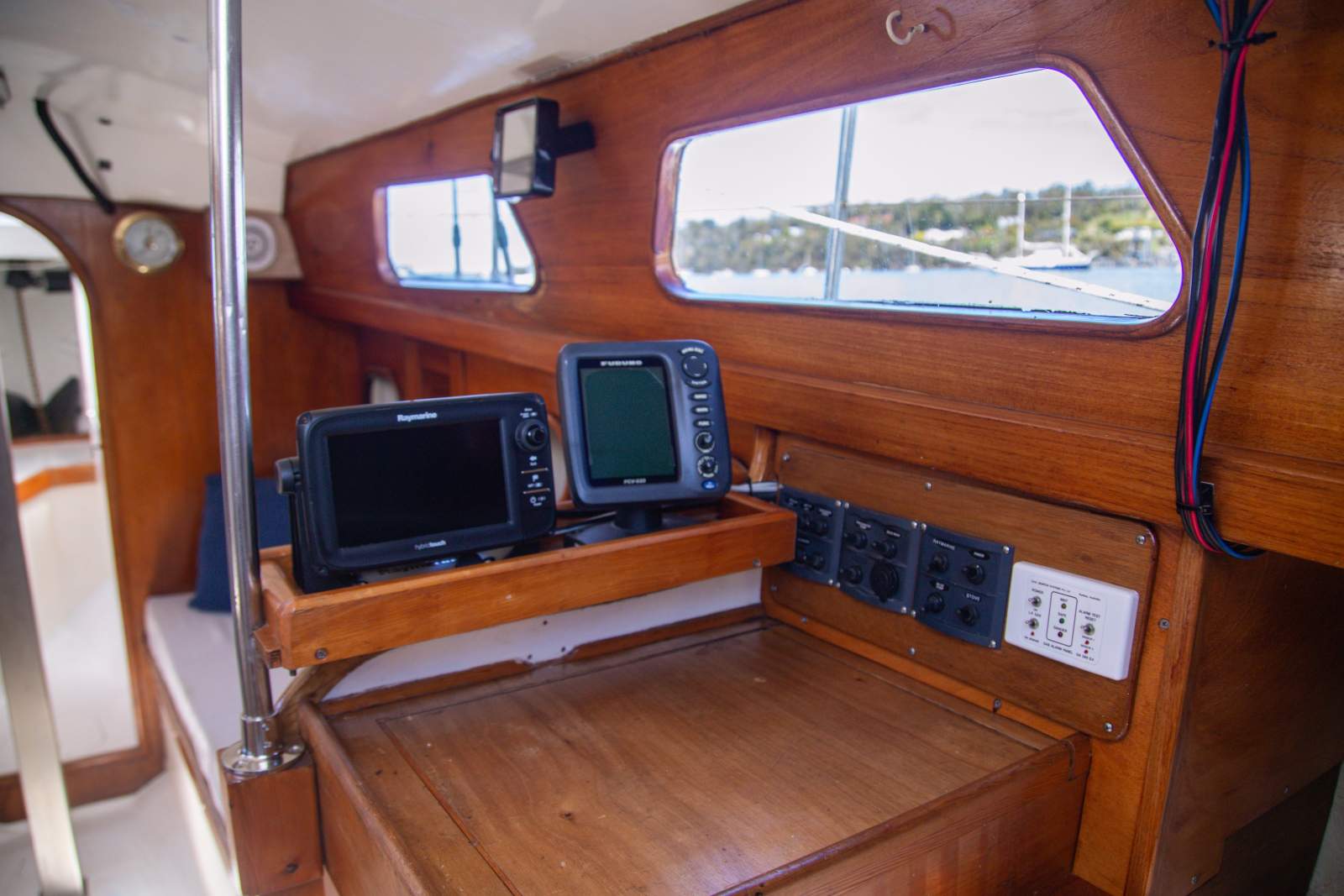 Used Sailmaster 845 Excellent Condition, Superbly Upgraded! for Sale ...