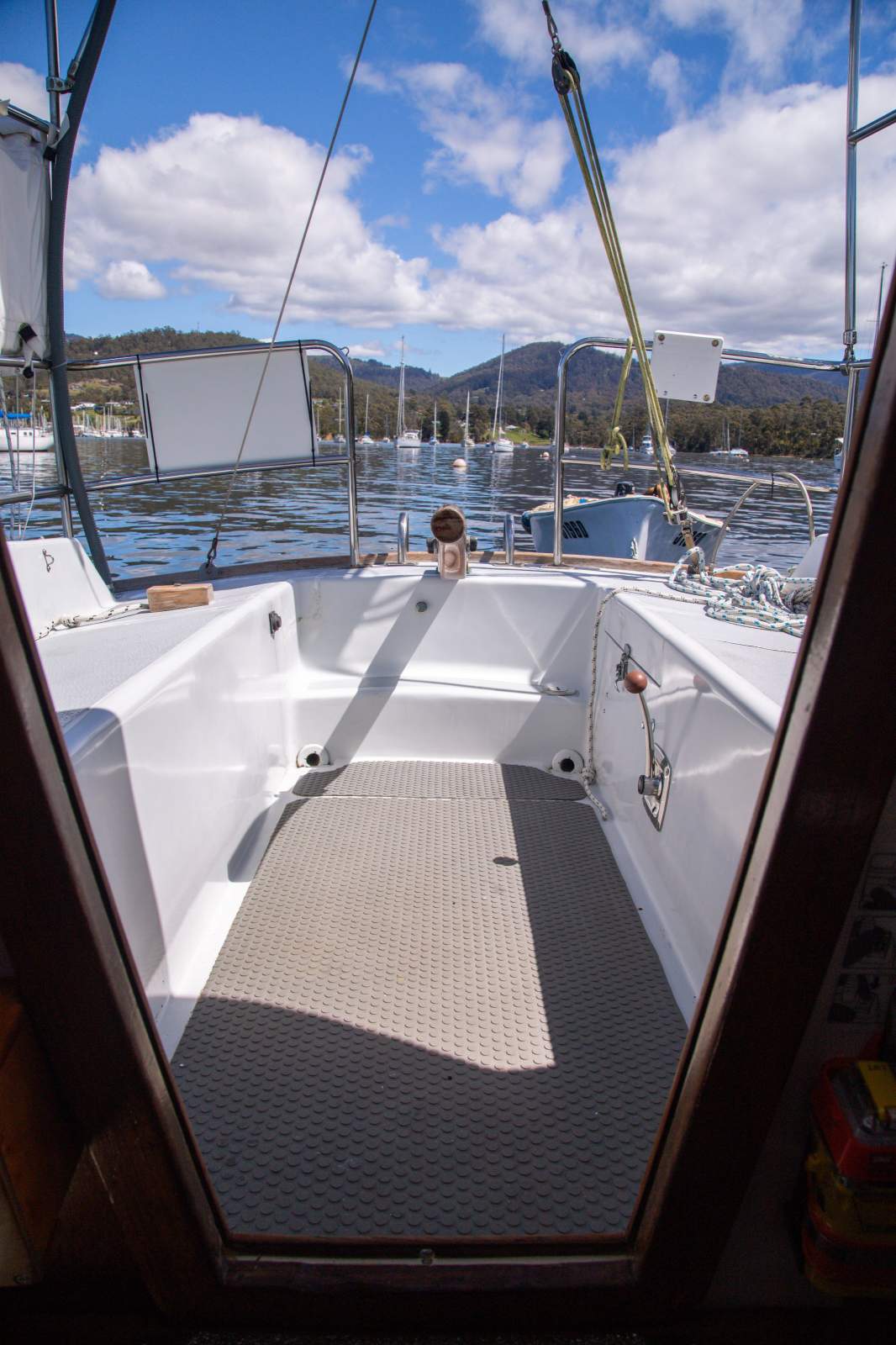 Used Sailmaster 845 Excellent Condition, Superbly Upgraded! for Sale ...
