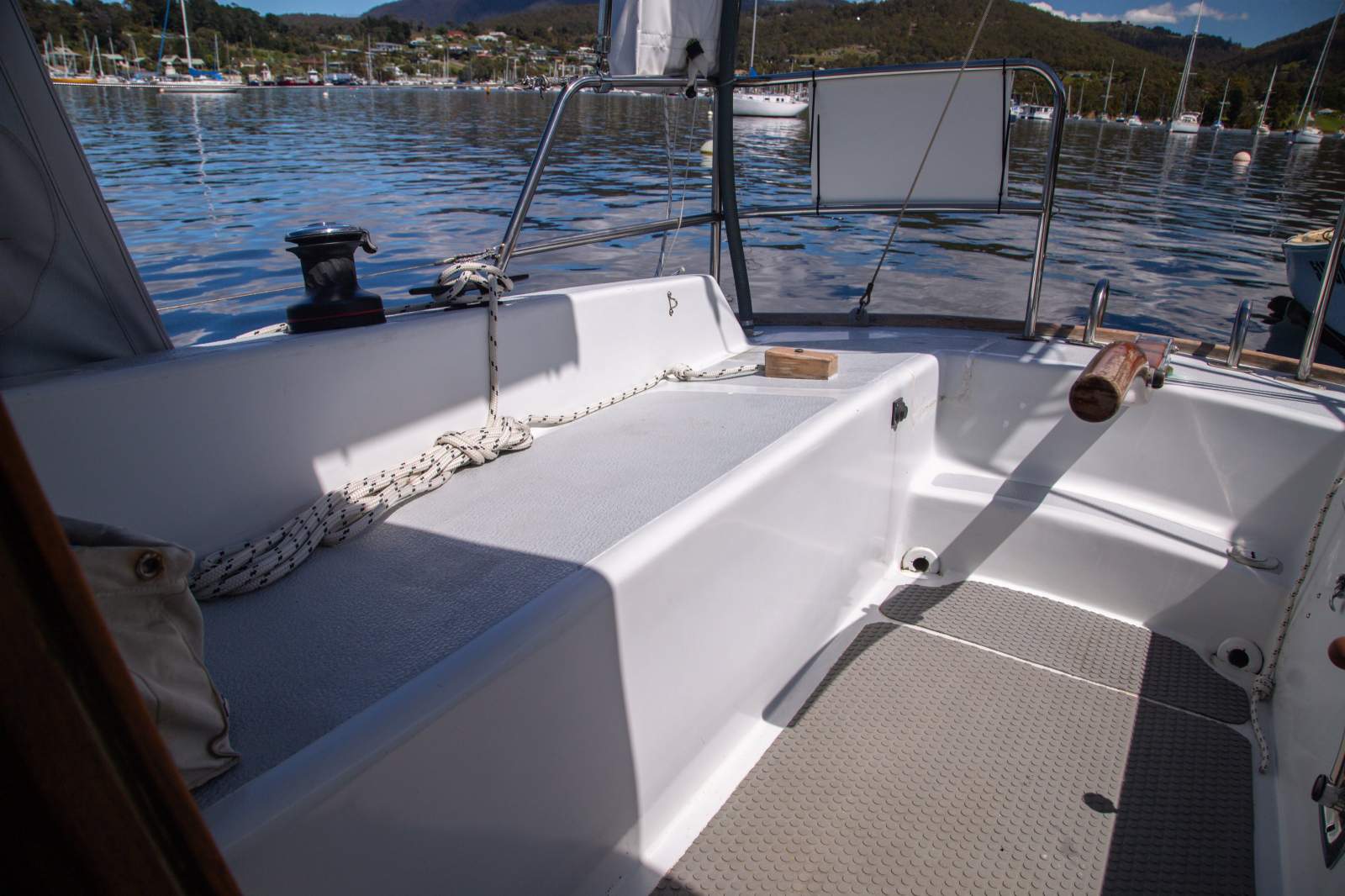 Used Sailmaster 845 Excellent Condition, Superbly Upgraded! for Sale ...