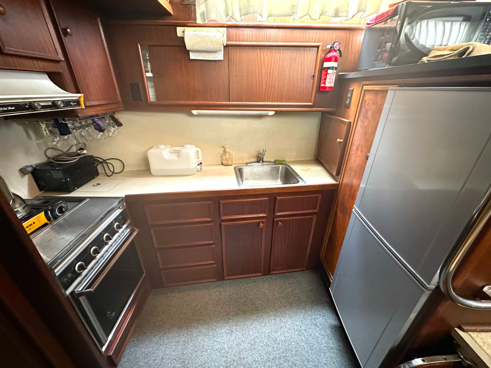 Used Hatteras 42 for Sale | Boats For Sale | Yachthub