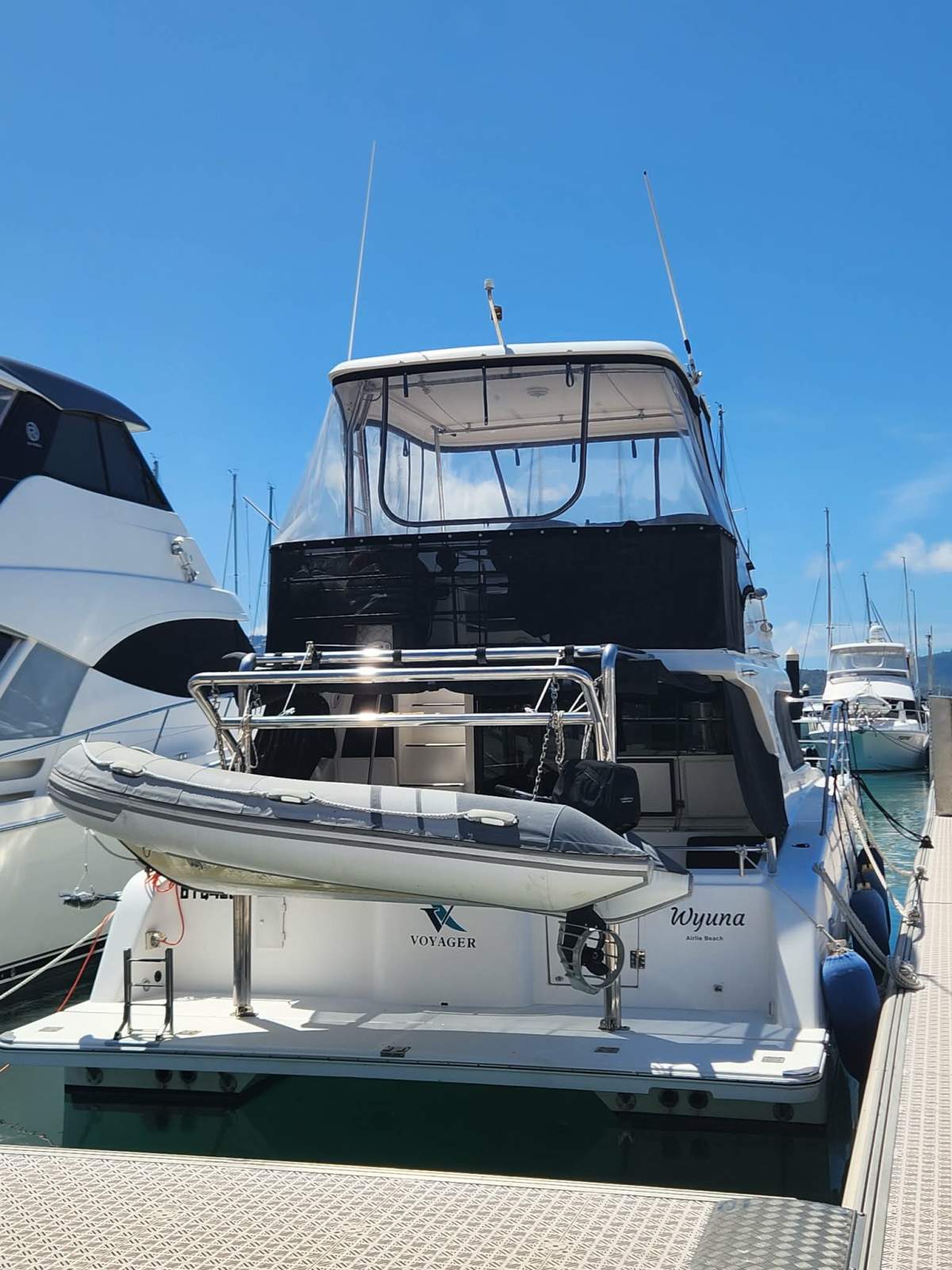 Used Voyager 1040 Flybridge Catamaran for Sale | Boats For Sale | Yachthub