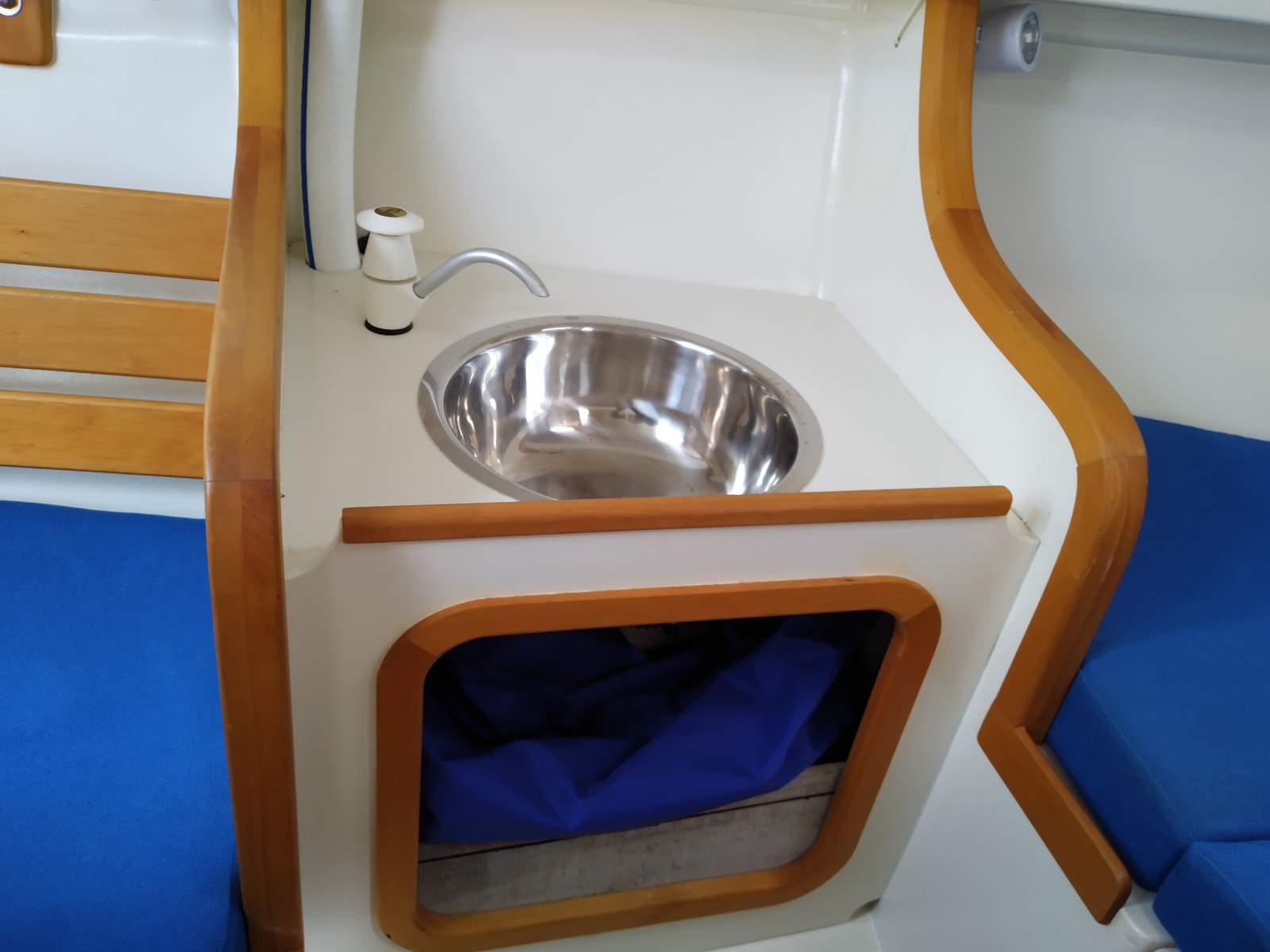Used Swallow Yachts Bay Cruiser 23 Superbly Designed And Built ...