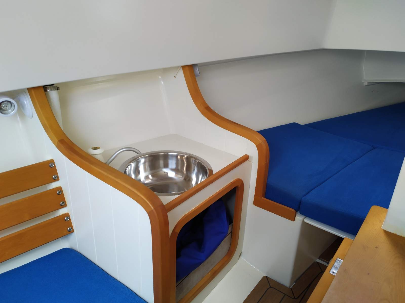 Used Swallow Yachts Bay Cruiser 23 Superbly Designed And Built ...