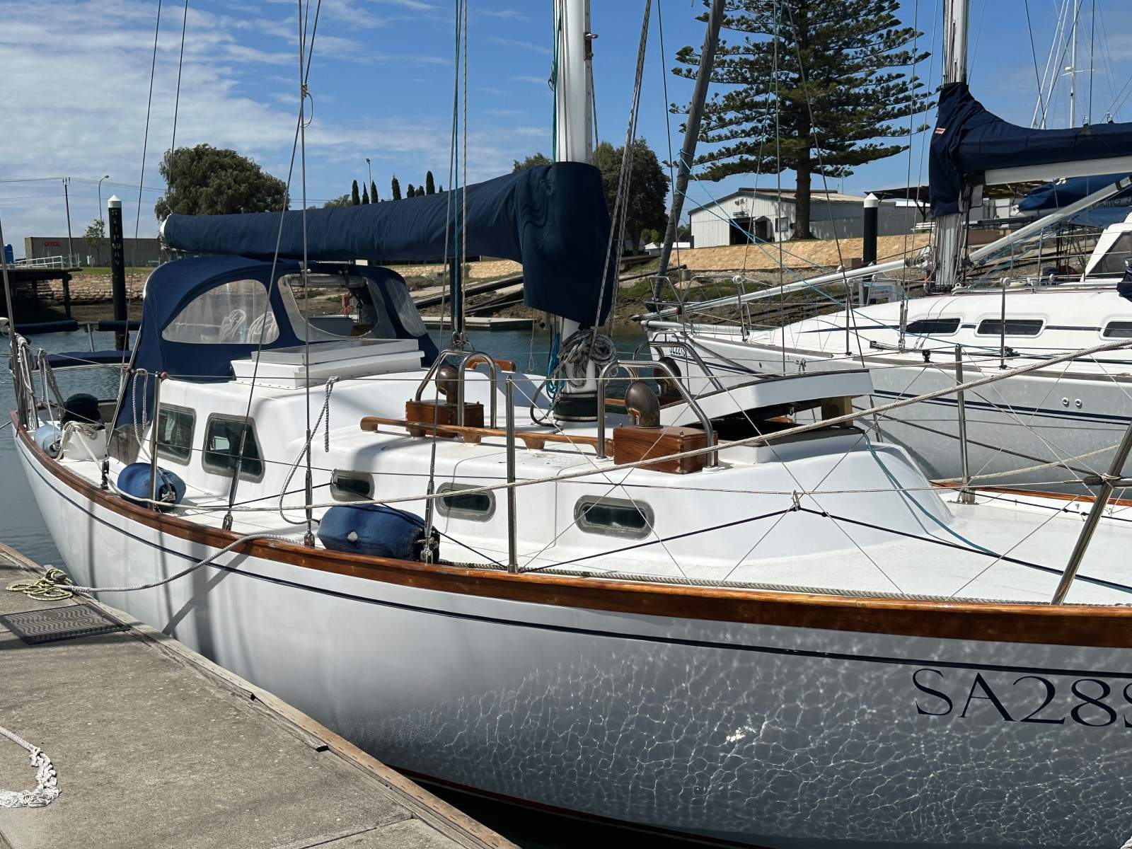 Used Camper & Nicholson 32 for Sale | Yachts For Sale | Yachthub